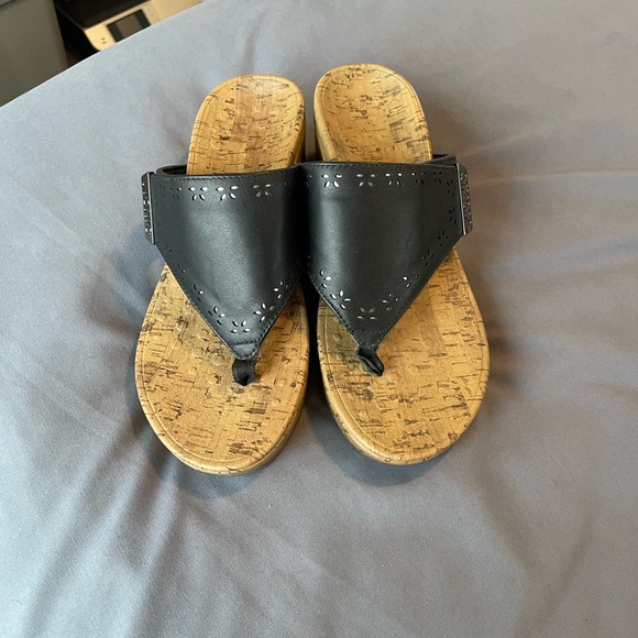 Vionic | Shoes | Vionic Womens Black Anitra Platform Leather Sandals ...